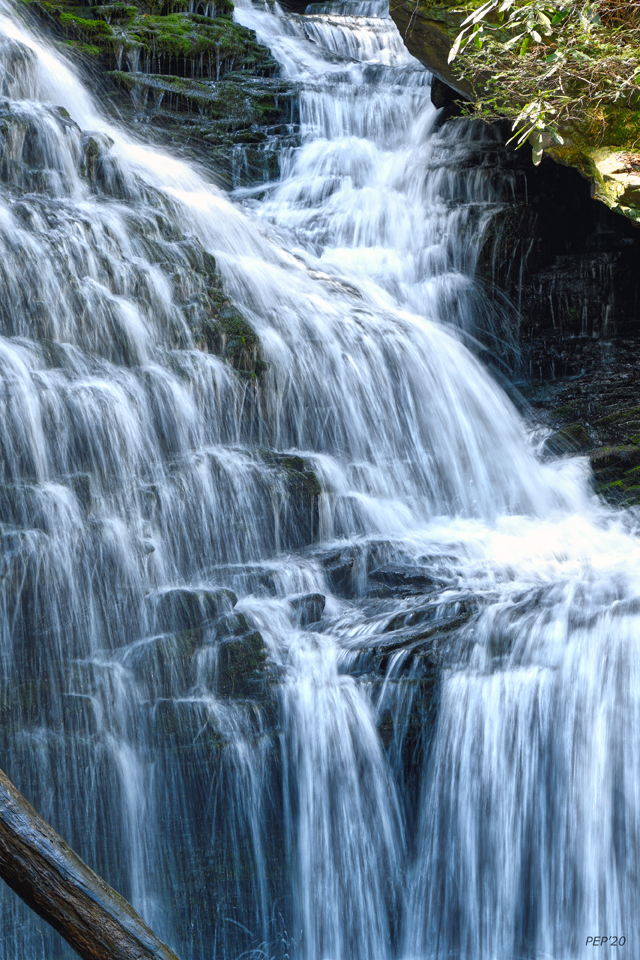 Jack Rock Falls – 2048 Studio