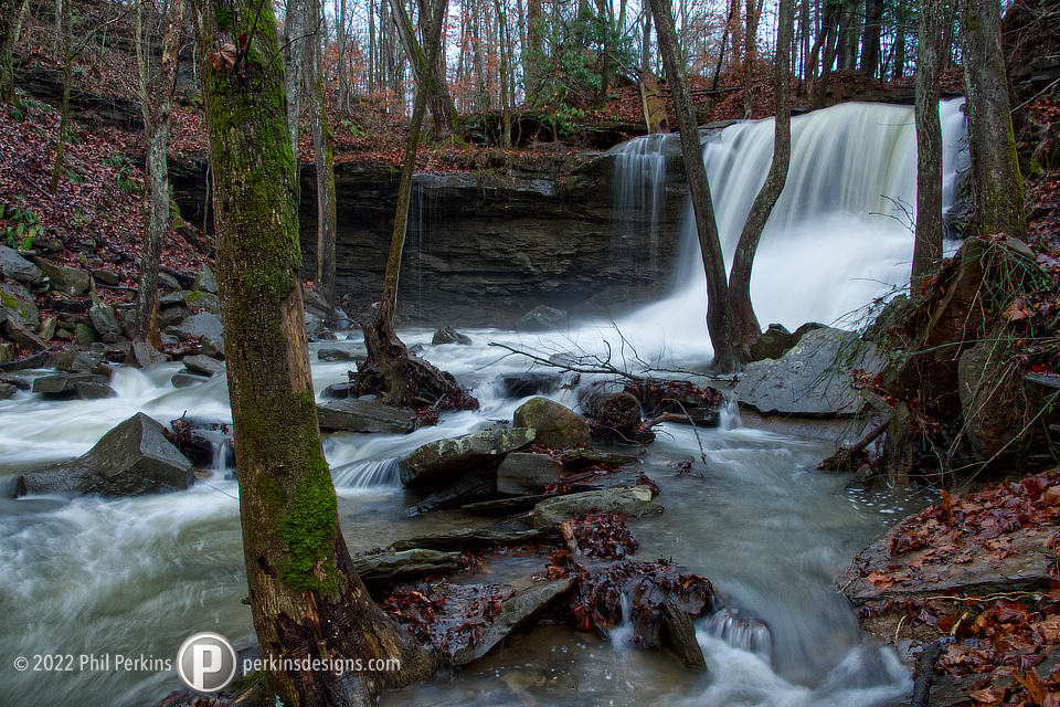 Middle Fork Falls – 2048.studio
